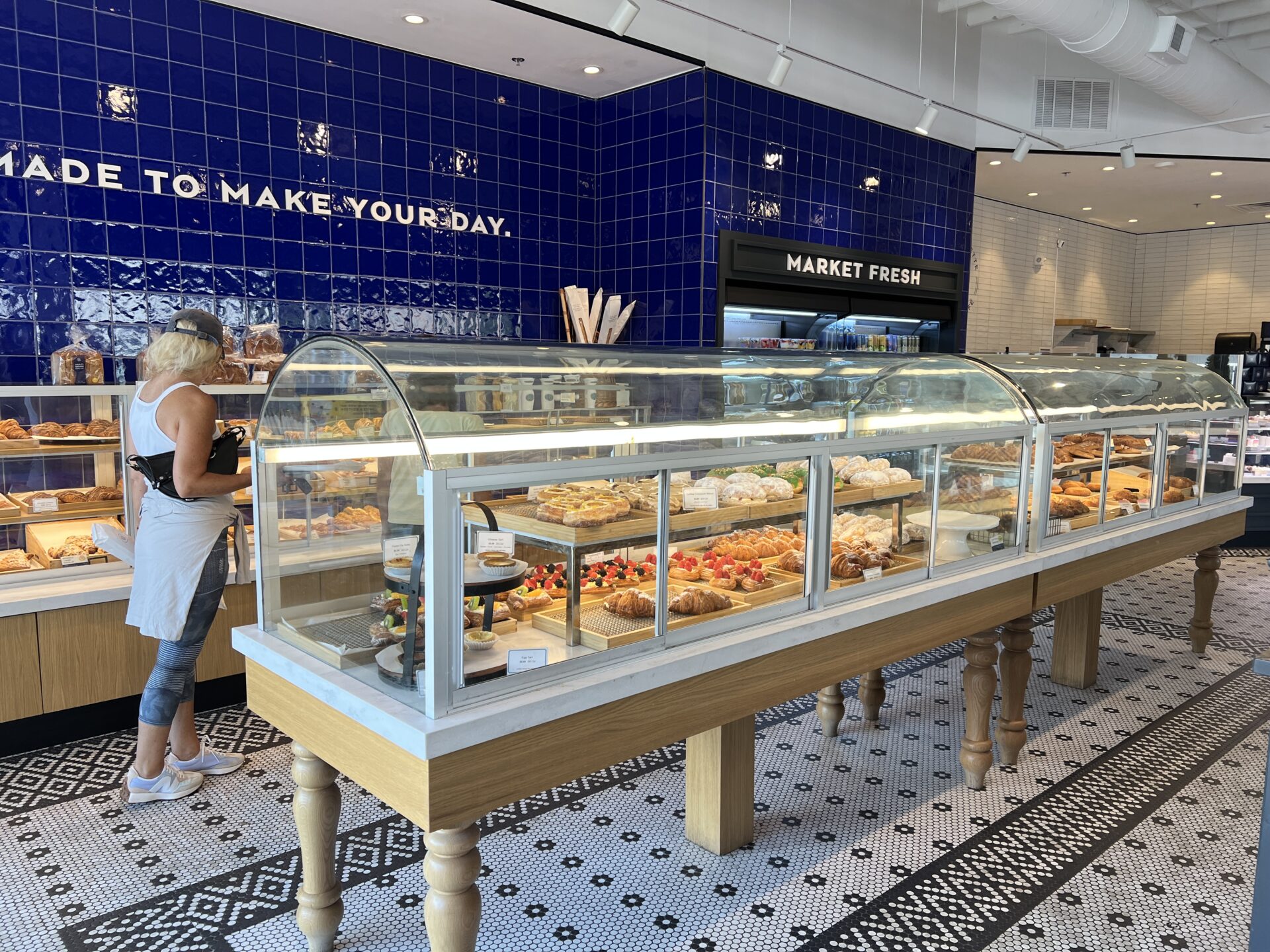 Say 'Bonjour' to New NJ Paris Baguette Locations